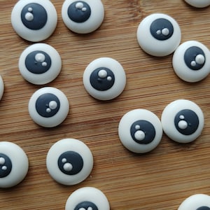 Made to Order | 1 Dozen Royal Icing Eyes | 3/4 Inch | Sugar Flowers ...