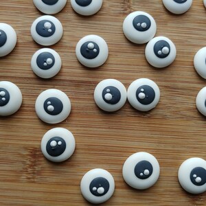 Made to Order | 1 Dozen Royal Icing Eyes | 3/4 Inch | Sugar Flowers ...