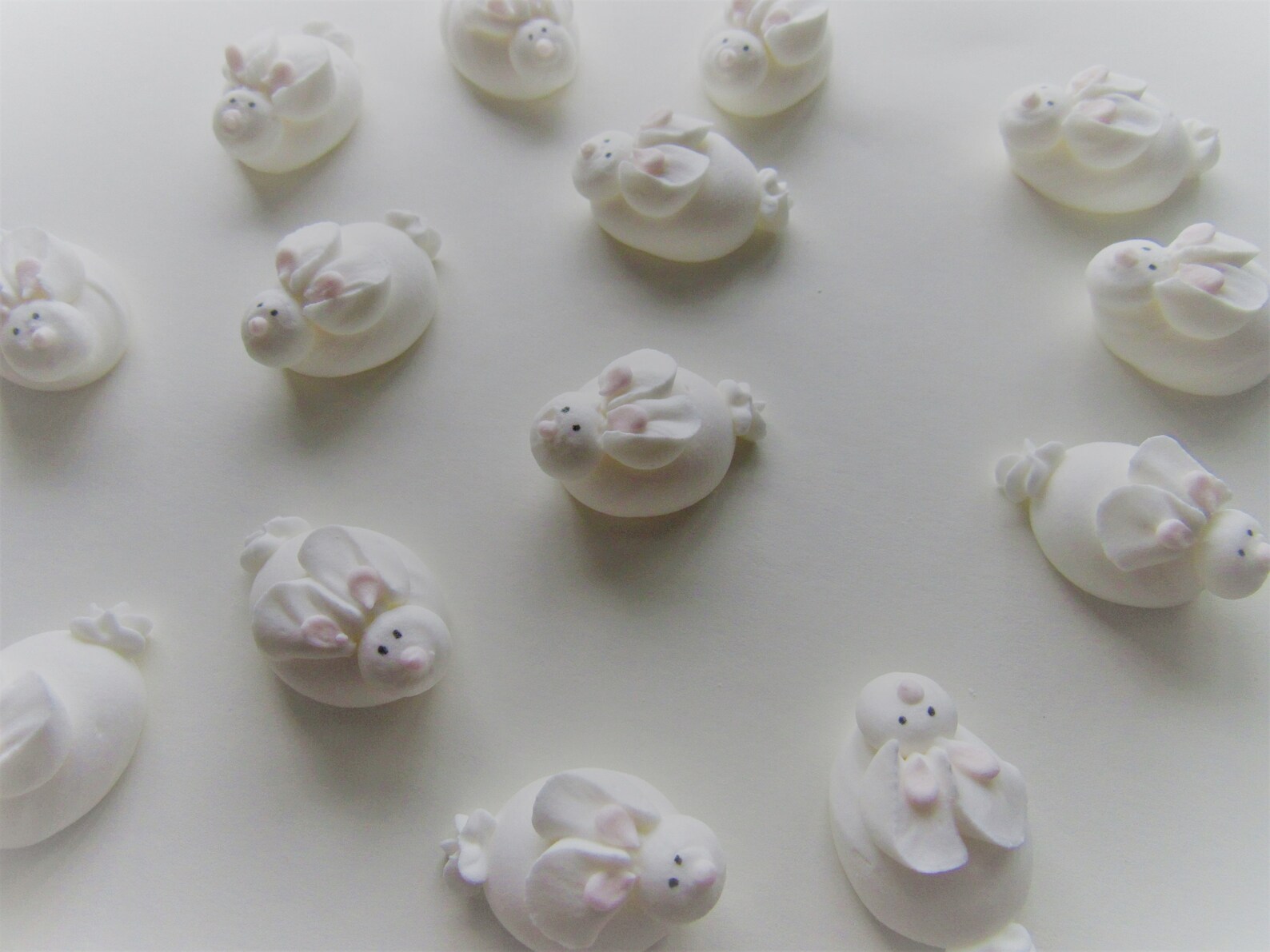 1 Dozen Edible Royal Icing White Rabbits | 1 Inch | Sugar Rabbit ...