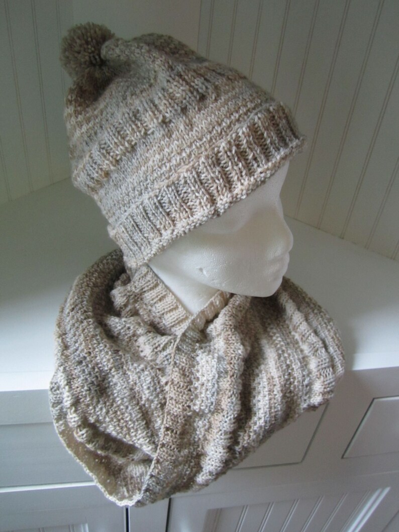 Knitted Möbius Pattern for Infinity Cowl/warm Winter Neckwear Accessory ...