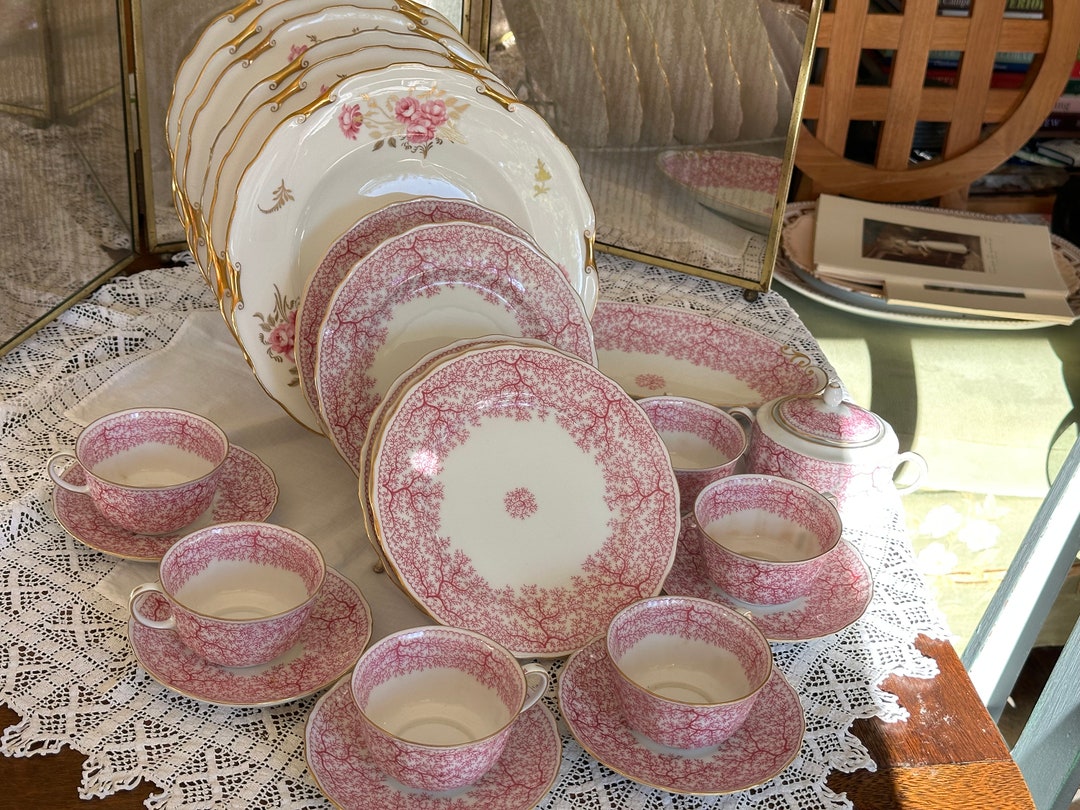 6 Royal Crown Derby Pinxton Rose Dinner Plates, Pink Roses, Gold ...
