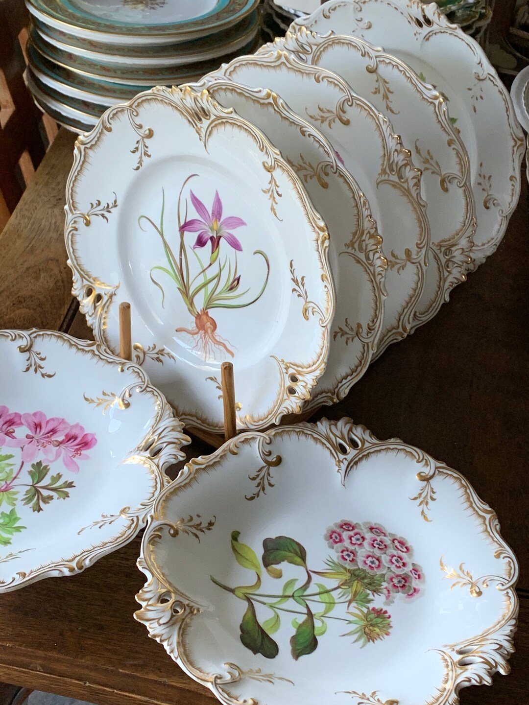 Rare Antique HR Daniel Dessert Set, 5 Dessert Plates, 2 Cake Stands ...