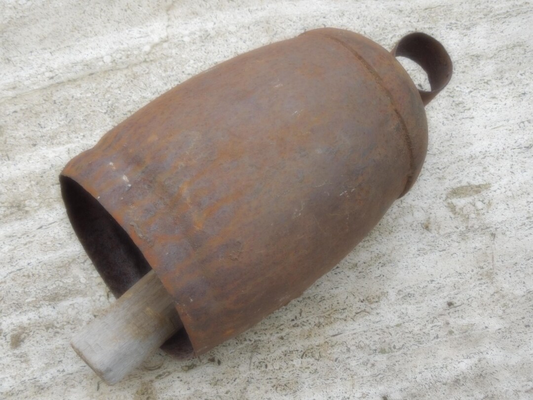 Large Buddhist Bonsho Tin Bell, Gong Bell, Large Rusty Salvaged Bell ...