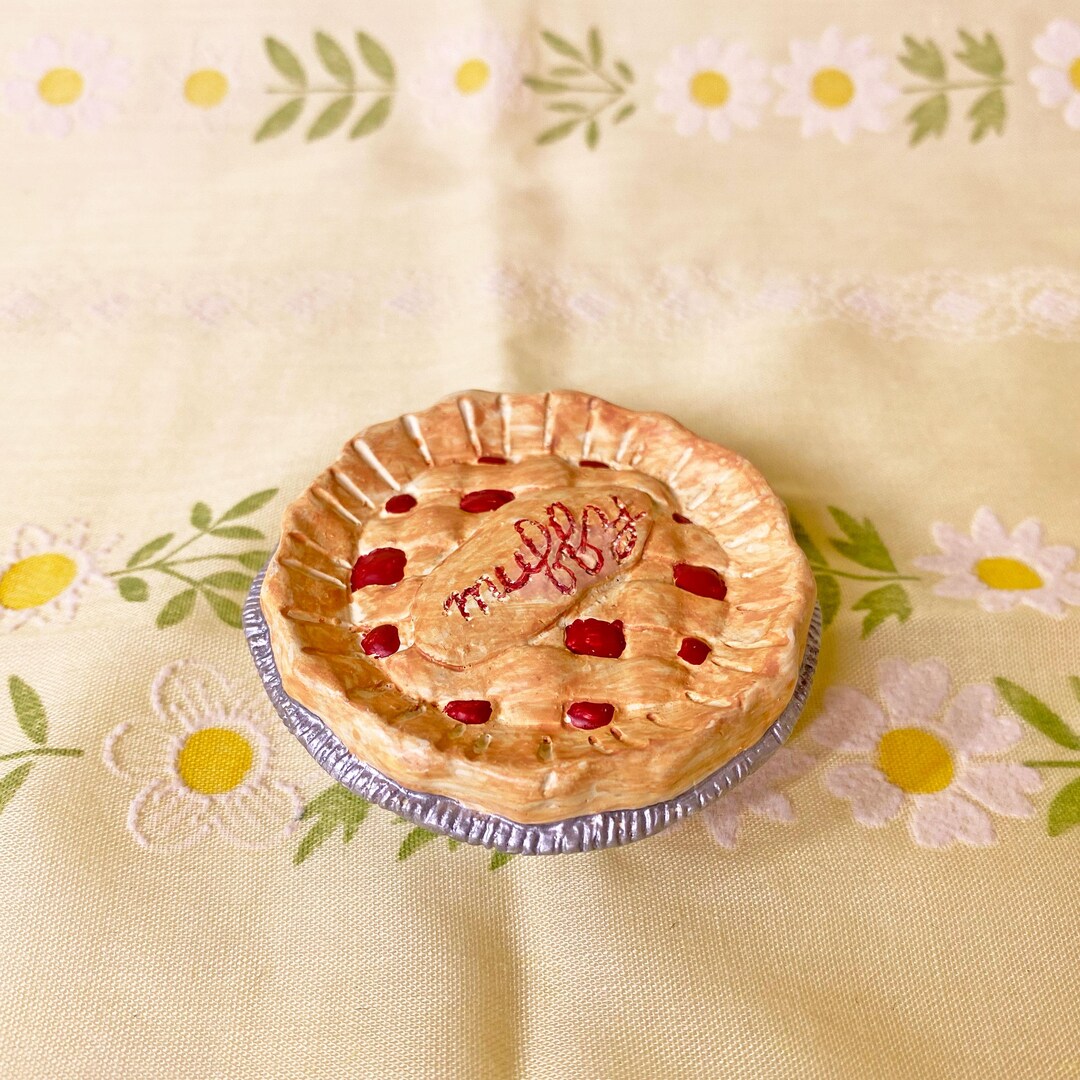 Vintage 1990s Muffy Vanderbear Toy Miniature Cherry Pie - Etsy