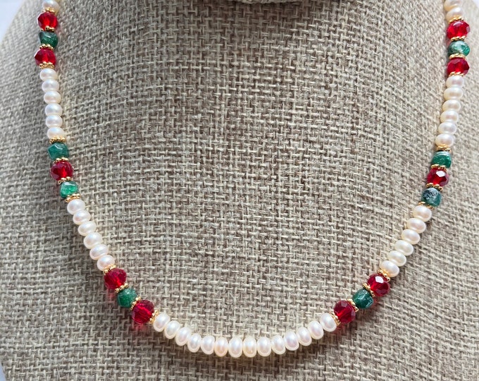 Button Freshwater Pearls With Red and Green Beads Necklace - Etsy