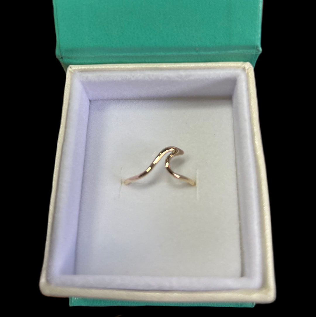 Gold Wave Ring - Etsy