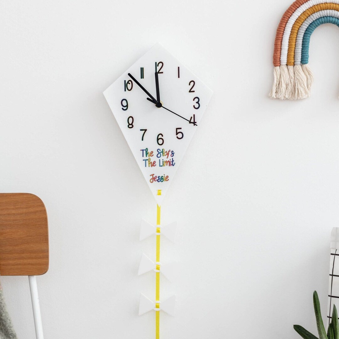 Children's Personalised Rainbow Kite Clock - Etsy