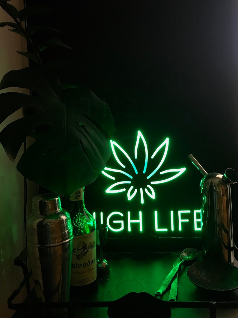 High Life LED Sign, Green Leaf Wall Art, Man Cave Decor - Etsy