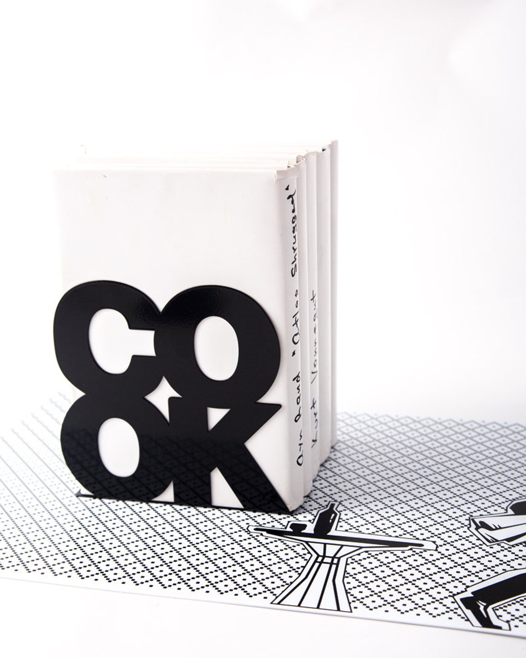 Metal Kitchen Bookends, Trendy Simple Modern Black, White, Gold Kitchen ...