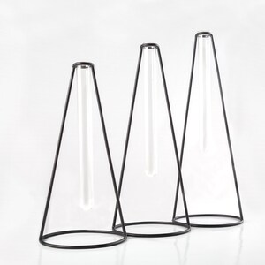 Minimalist Metal Wire Vases - Etsy