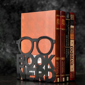 A Metal Bookend Nerd // Telling Shelf Decor for Reading Home // Back-to ...