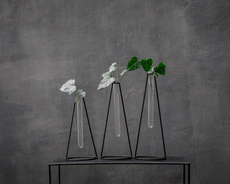 Minimalist Metal Wire Vases | Etsy