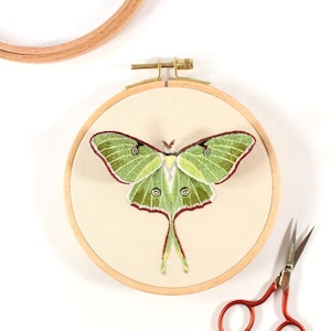 Luna Moth Embroidery Pattern, Stumpwork Embroidery Pattern, 3D Insect ...