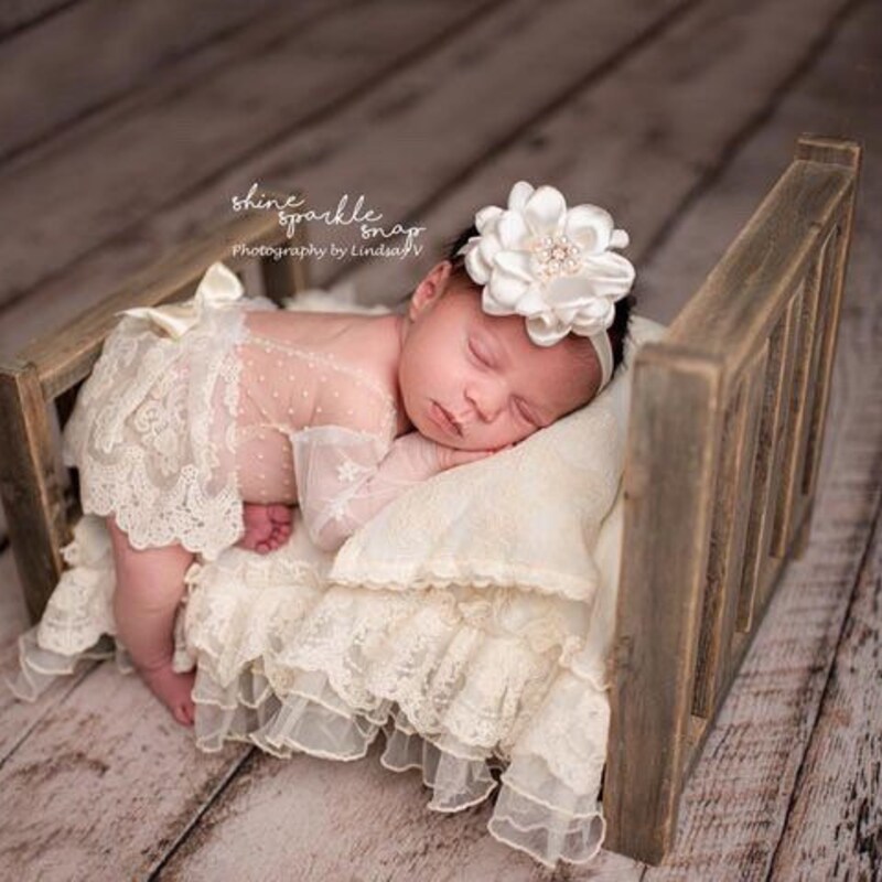 Newborn Bed Prop - Etsy