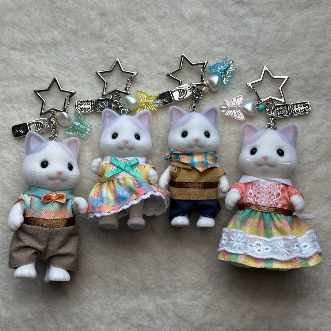 Calico Critter Keychain: Latte Cat Family Beaded Bag Charm - Etsy