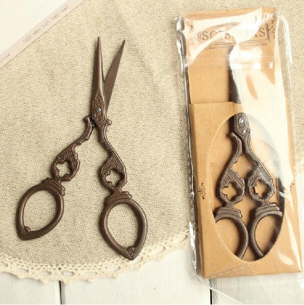 Antique Bronze Scissors Sweing Emroidery Scissors Vintage - Etsy