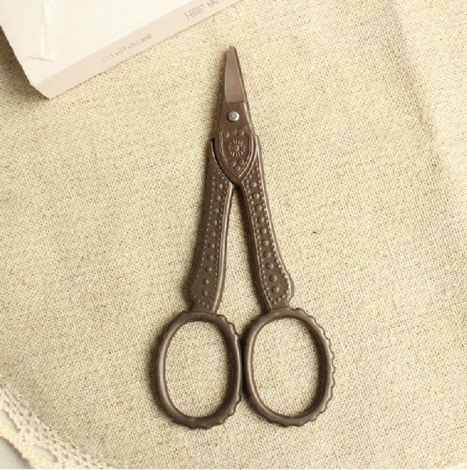 Antique Bronze Scissors Sweing Emroidery Scissors Vintage - Etsy
