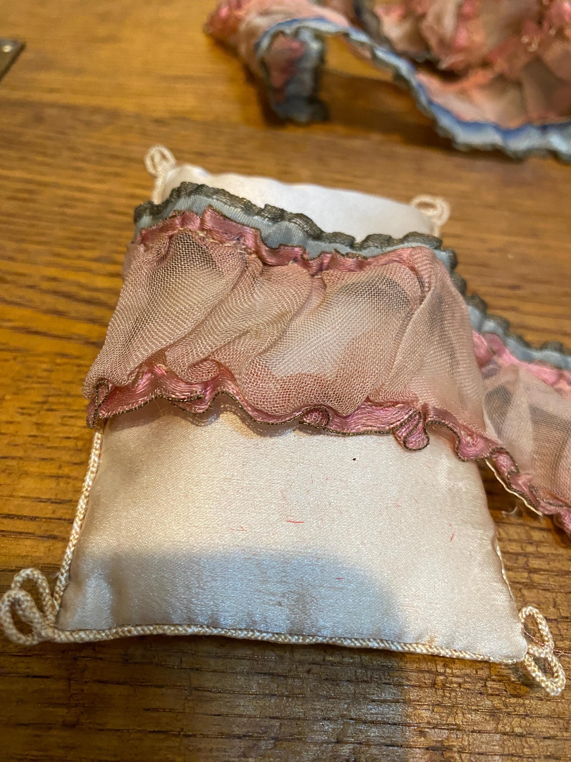 Ombre Rare Silk Antique Authentic Ribbon Work Ruched, Ruffled, Ribbon ...