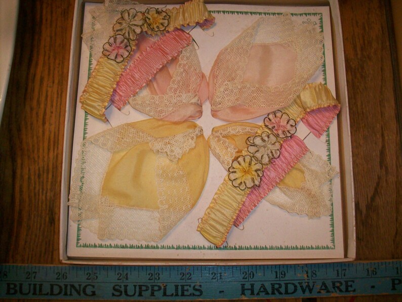 Original 1920s garter set and hankies | Etsy