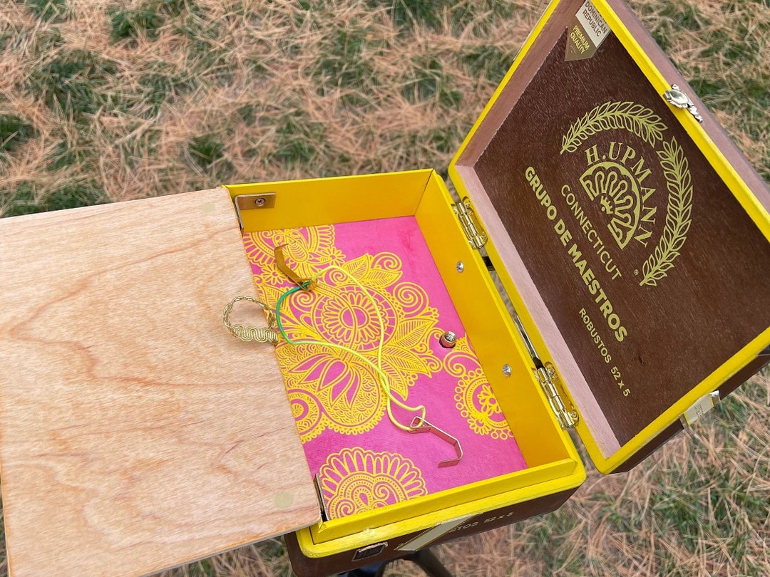 Field Box Easel (pochade), Repurposed Cigar Box, Plein Aire Box With ...