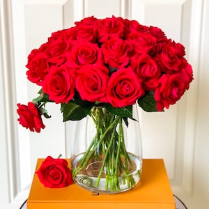 Red Roses Flower Arrangement-large Rose Arrangement-30 Real Touch Red ...