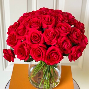 Red Roses Flower Arrangement-large Rose Arrangement-30 Real Touch Red ...