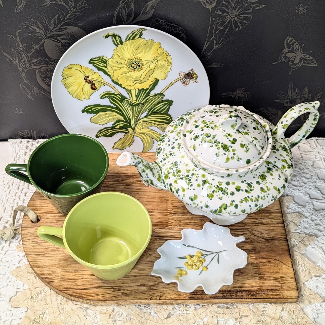 Set//green and Yellow Tea for Two, Speckled, Splatter, Botanical Tea ...