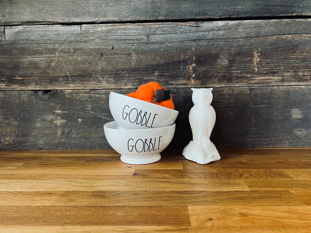 Vintage Milk Glass Owl on Stump Figurine - Etsy