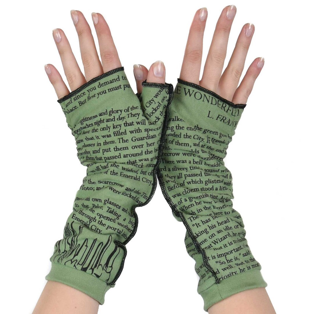 The Wonderful Wizard of Oz Writing Gloves - Fingerless Gloves, L. Frank ...