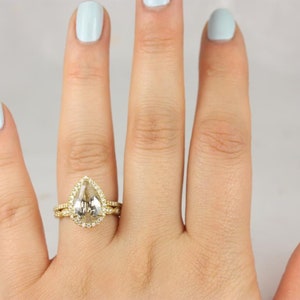 3.94ct Ready to Ship Tabitha & Christie 18kt Gold Champagne - Etsy