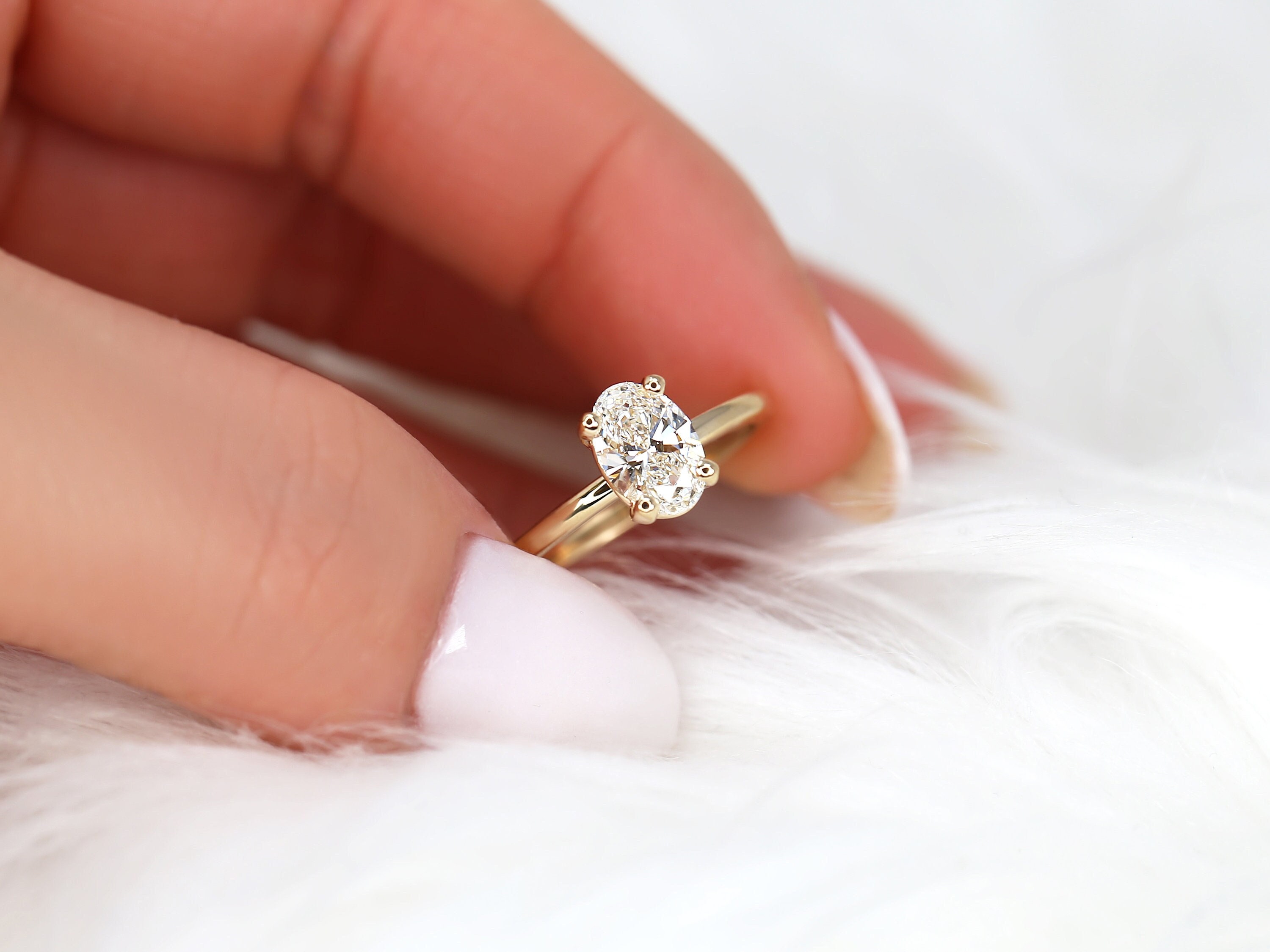 1.01cts Dakota 14kt Gold Diamond 4 Prong Minimalist Oval 1.01cts Dakota 14kt Gold Diamond 4 Prong Minimalist Oval