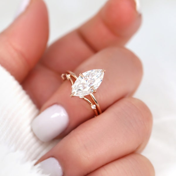 Unique Dainty Engagement Ring - Etsy