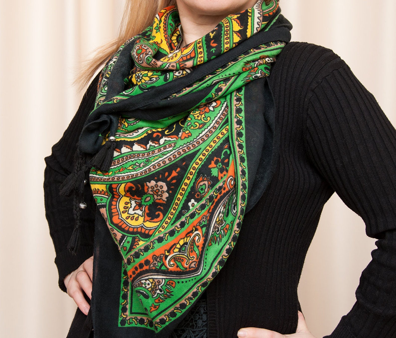 VINTAGE Paisley shawl. Women's big shawl Collection shawl | Etsy