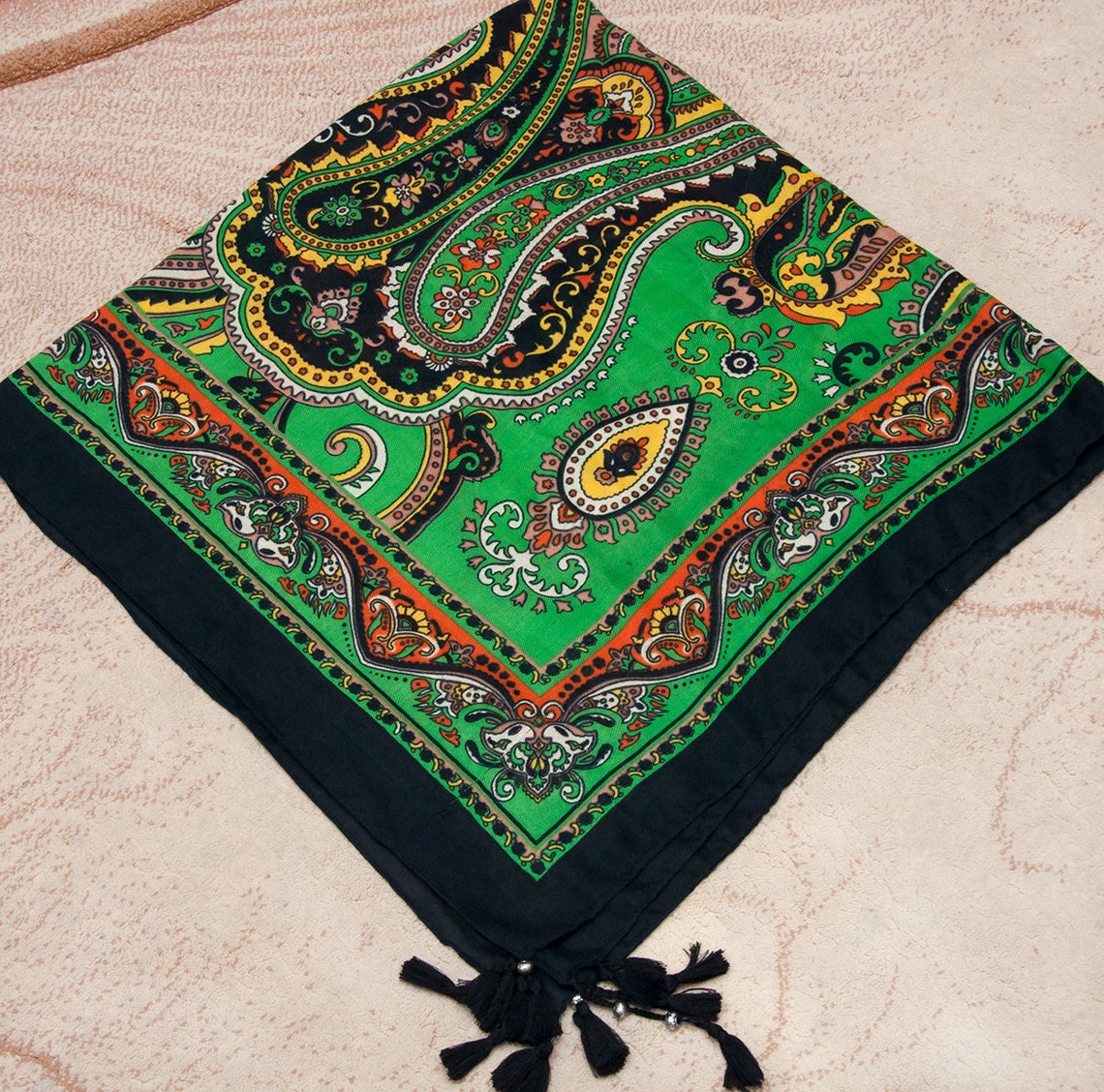 VINTAGE Paisley shawl. Women's big shawl Collection shawl | Etsy