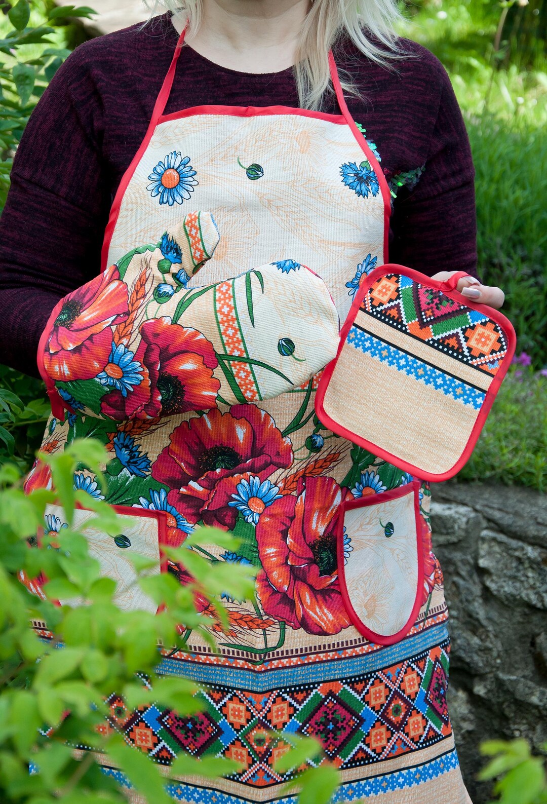 Ukrainian Floral Kitchen Set: Apron, Mitten, Holder, Linen Hand Towel ...