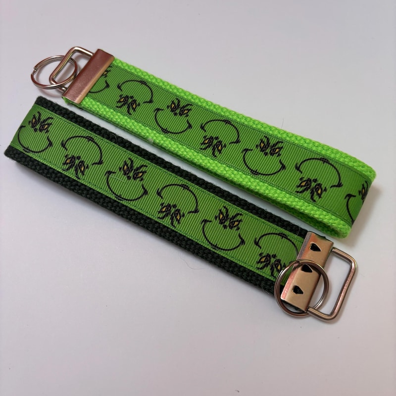 Grinch Wristlet Lanyard - Etsy