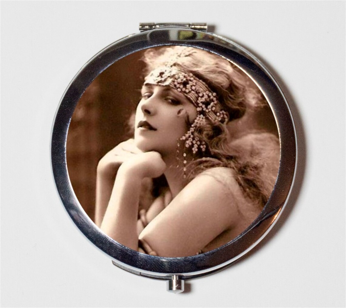 Cleopatra Flapper Compact Mirror - 1920s Jazz Age Art Deco Egyptian ...
