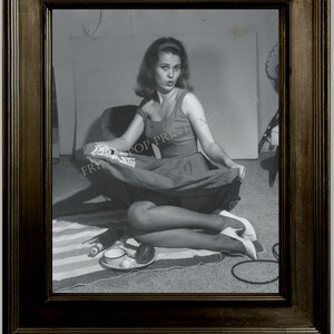 Gil Elvgren Pin up Girl Art Print 8 X 10 - Painting Reference Photo ...
