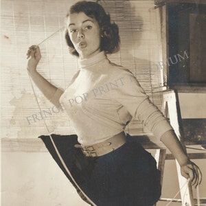 Gil Elvgren Pin up Girl Art Print 8 X 10 Painting Reference Photo Pinup ...