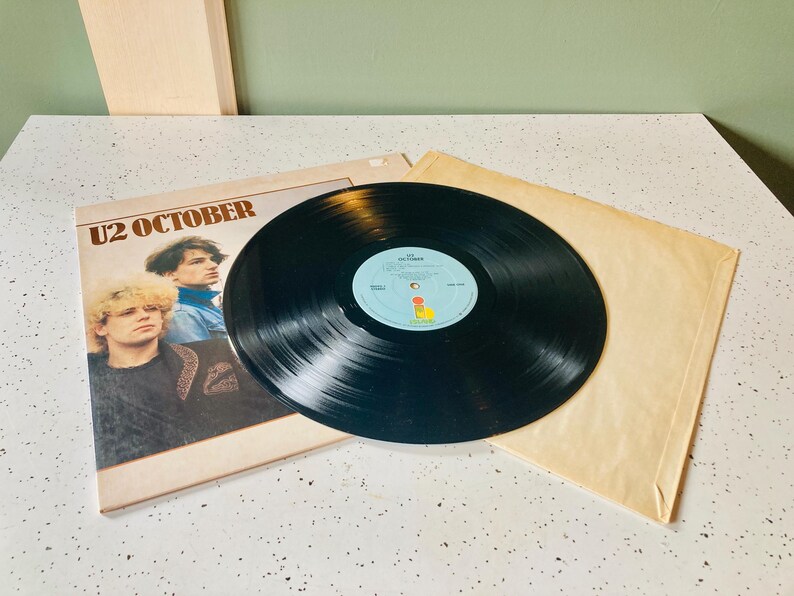 U2 - Vintage Vinyl - October - Retro Record - 1981 - Etsy