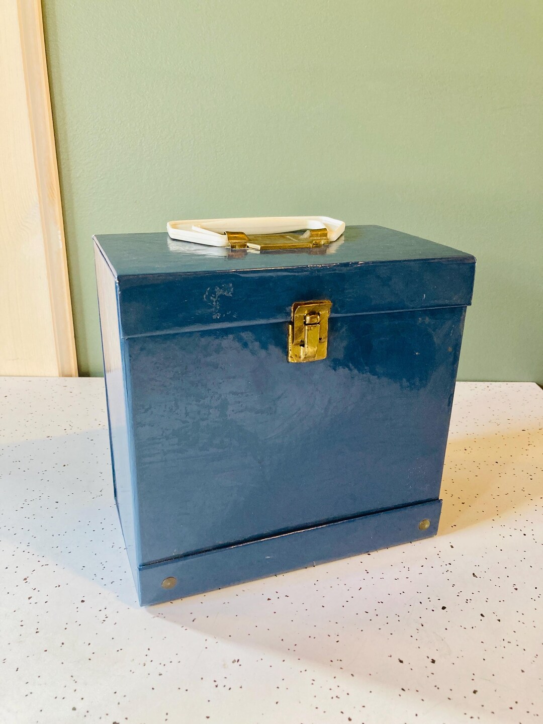Vintage 45s/7” Record Holder - Vintage Vinyl - Blue Record Holder ...