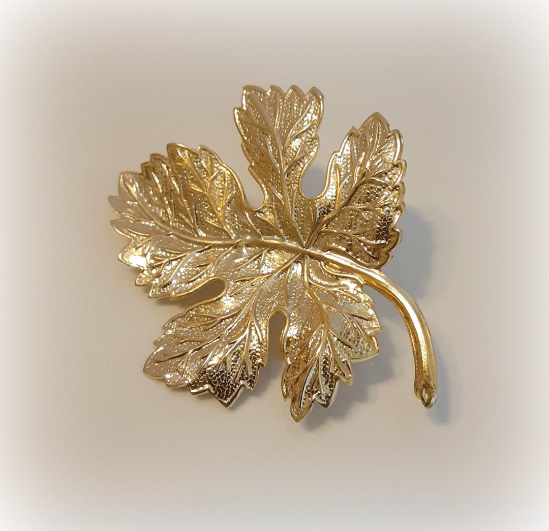 Vintage Leaf Pin - Etsy