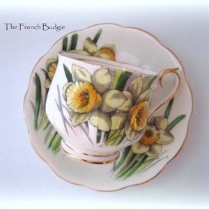Royal Albert Yellow Daffodil Flower of the Month Teacup and Saucer Made ...