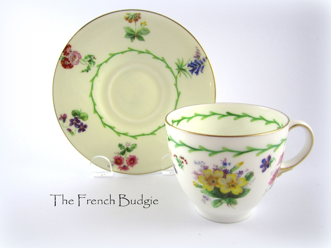 Royal Doulton Spring Flower Teacup and Saucer Set, Made in ENGLAND Tea ...