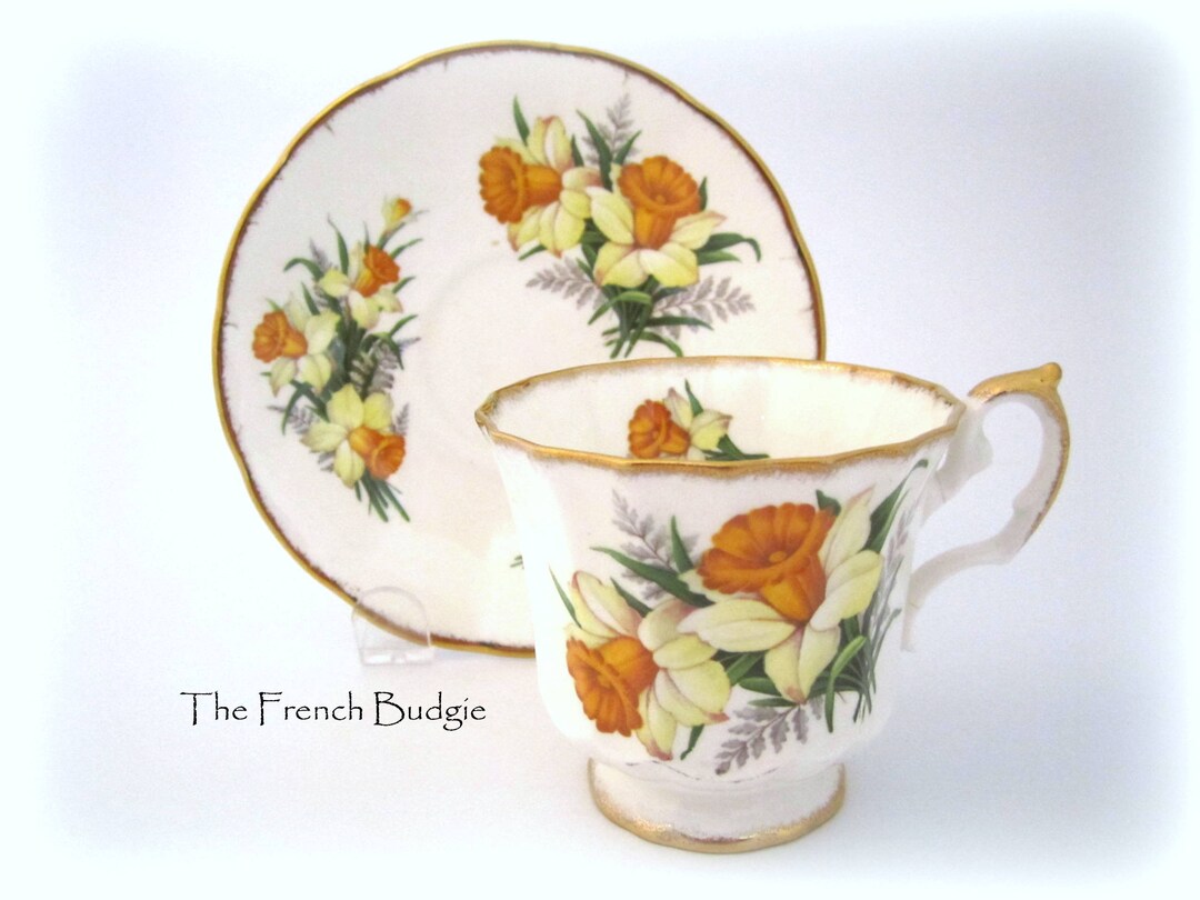Staffordshire Yellow Daffodil Teacup and Saucer Made in ENGLAND Tea Cup ...