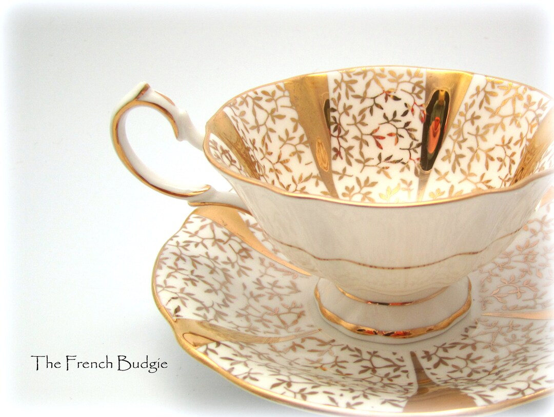 Queen Anne Gold Lace Stripped Tea Cup and Saucer Made in ENGLAND Teacup ...