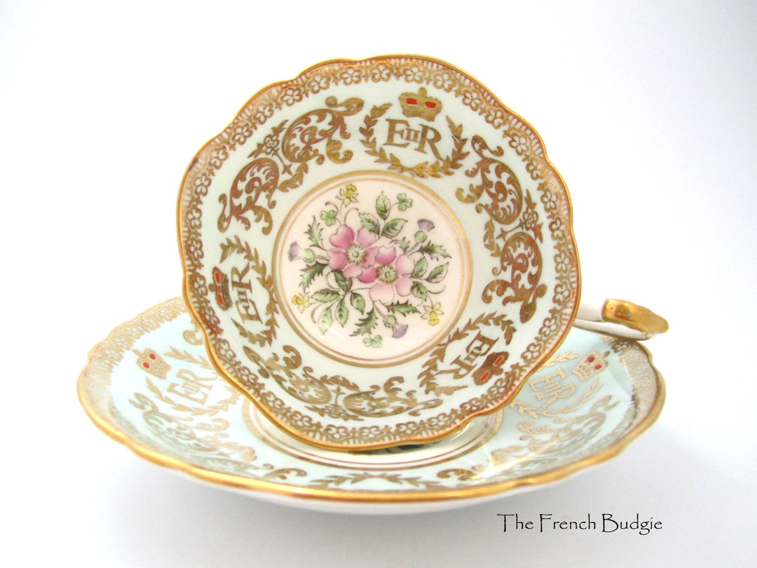 Paragon Gold Queen Elizabeth Commemorative Coronation 1953 Tea Cup and ...