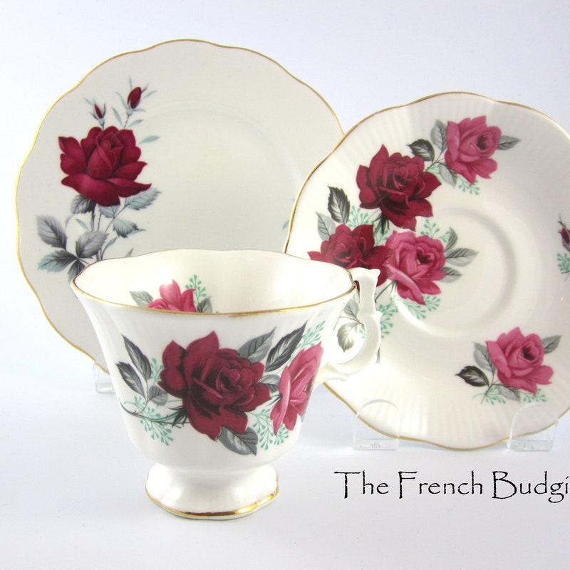 Red Rose Teacup - Etsy