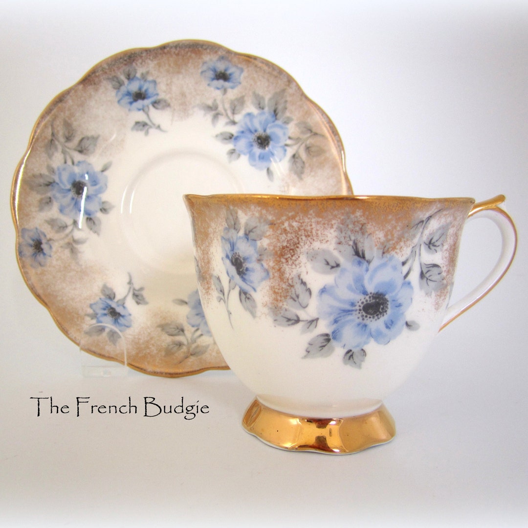 Royal Albert Blue Rose Teacup and Saucer Set With Heavy Gold Detailing ...