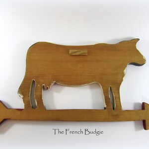 Large Vintage Rustic Barn Yard Wooden Arrow With Black and White Cow ...